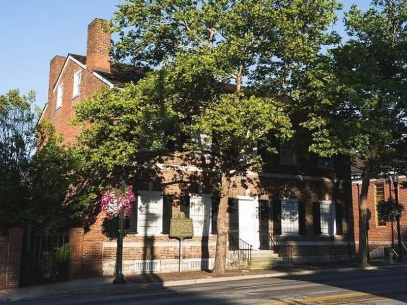 Lexington: Mary Todd Lincoln House - Key Points