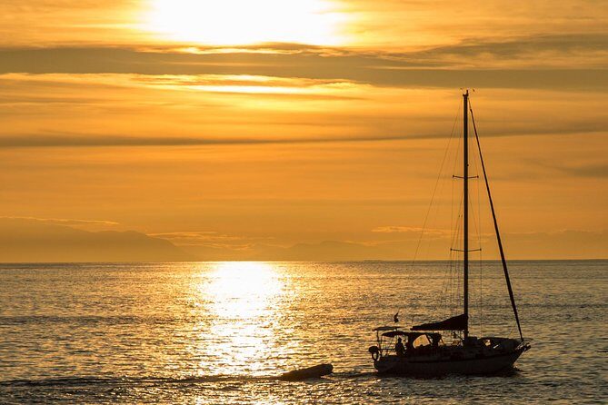 Lighthouse Park Hiking / Horseshoe Bay Discovery Tour - The Sum Up