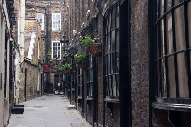Lights, Camera, London: The Movie Locations Walking Tour - Exploring the London Movie Sites in Detail