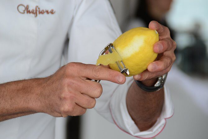 Limoncello Making and lunch with lemon base - FAQs