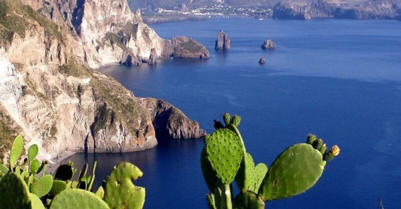 Lipari: Boat Tour of Vulcano Island with Disembarkation Stop - Frequently Asked Questions