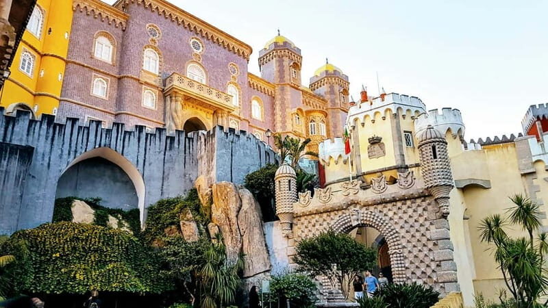 Lisboa: Sintra, Pena, Regaleira, Roca Coast, & Cascais Tour - Who Will Love This Tour?