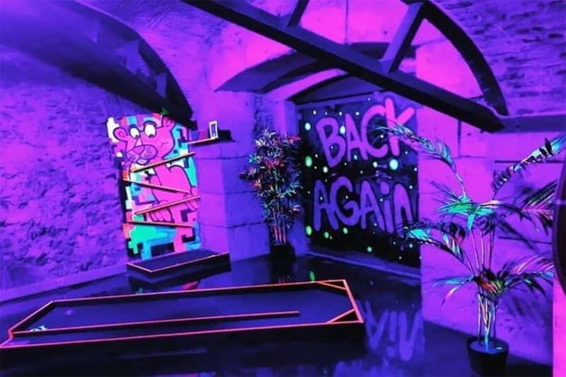 Lisbon: 18-Hole Indoor Minigolf Ticket with Bar Area - Lisbon: 18-Hole Indoor Minigolf Ticket with Bar Area – A Fun and Quirky Escape in Portugal