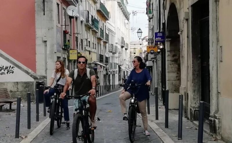 Lisbon: 7 Hills Panoramic Guided Tour by E-Bike - FAQs
