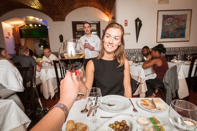 Lisbon: Authentic Fado Show, Dinner and Night Tour - An In-Depth Look at the Tour Experience