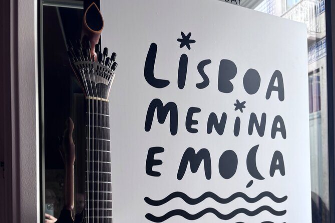 Lisbon: Authentic Live Fado Show in Alfama With Port Wine - The Experience: A Deep Dive into the Fado Night