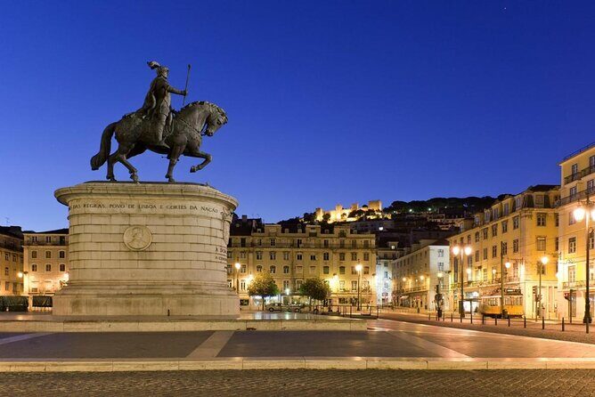 Lisbon: Award-Winning Guided Walking Food Tour with Local Drinks - Key Points