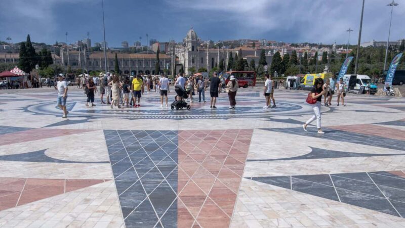 Lisbon: Belém Tuk Tuk Tour: Jerónimos, MAAT & Tower Views - Key Points