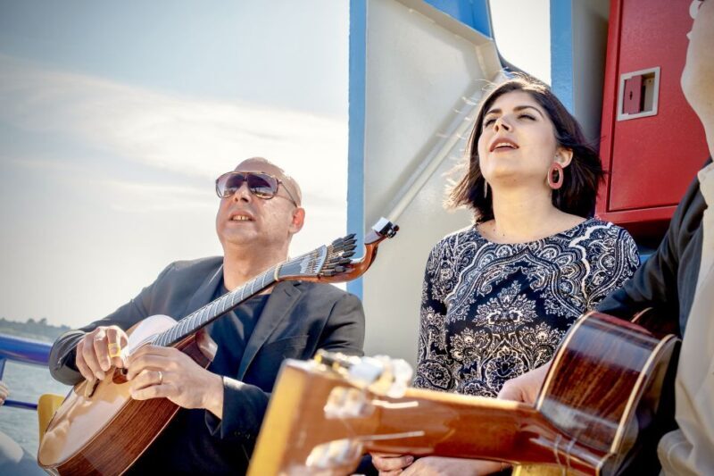 Lisbon: Boat Cruise with Live Fado Performance and a Drink - Practical Tips for Travelers