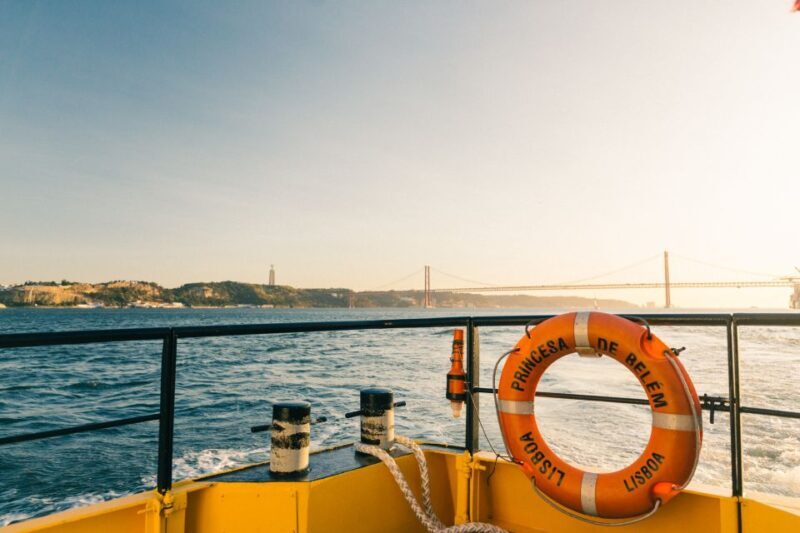 Lisbon: Boat Tour Ticket and Hop-on Hop-off 48-Hour Bus. - An In-Depth Look at the Tour Experience