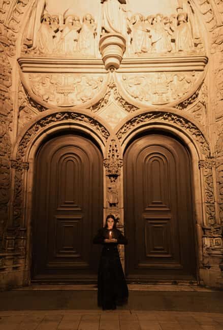 Lisbon by Night: Guided Walking Tour - The Unholy Secrets - The Dark and Untold Stories