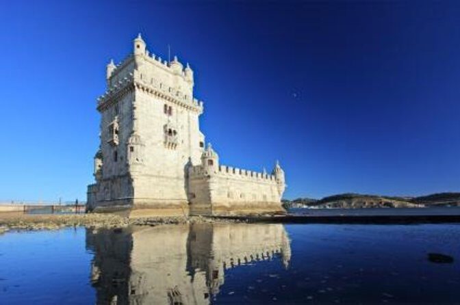 Lisbon by Night Sailing Tour with White or Rosé Wine & Light Snacks - Key Points