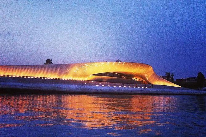 Lisbon by Night Sailing Tour with White or Rosé Wine & Light Snacks - Exploring the Itinerary in Detail