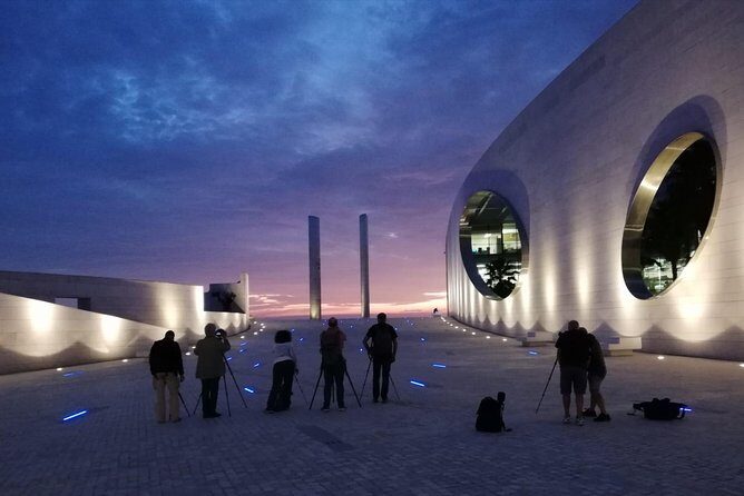 "Lisbon by Night" up to 6 people, private tour - Exploring the "Lisbon by Night" Private Tour