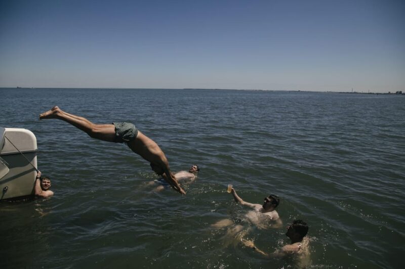 Lisbon: Catamaran Boat Party with Music, Open Bar & Dives - Pricing and Value