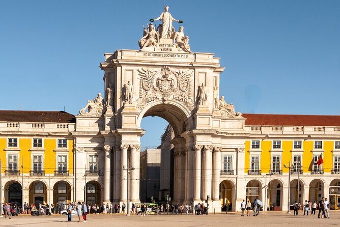 Lisbon (Chiado-Baixa) Scavenger Hunt and Sights Self-Guided Tour - What travelers say