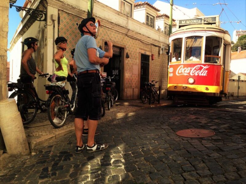 Lisbon: City Highlights and Viewpoints E-Bike Tour - The Sum Up: Who Is This Tour For?