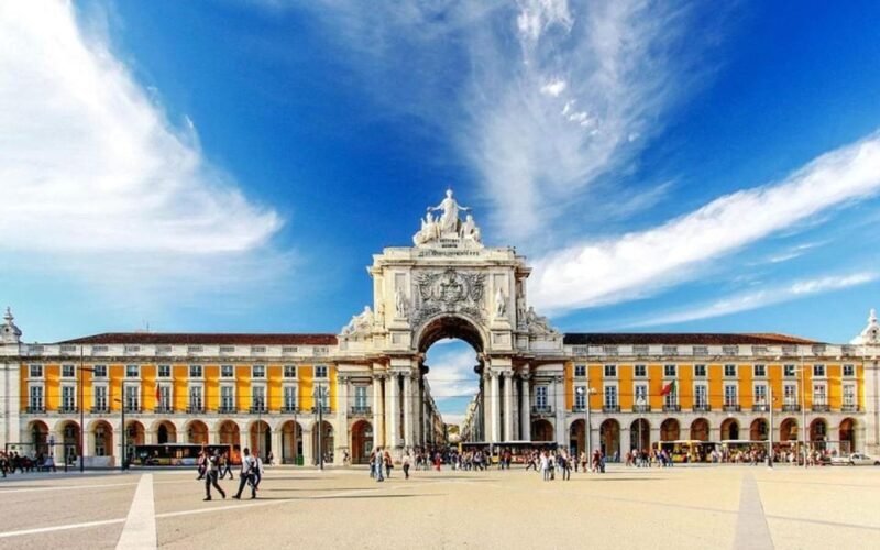 Lisbon City Tour: All Must-See Attractions with Expert Guide - The Practical Aspects and Value