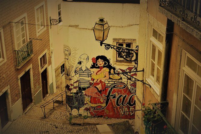 Lisbon Fado Experience: Walking Tour, Dinner and Live Music Show - What’s Included and What’s Not