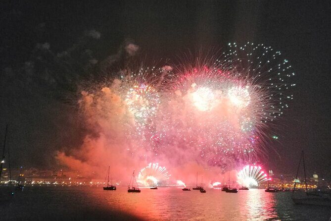 Lisbon: Fireworks, Music and Open Bar in New Year's Eve Cruise - Who Should Consider This Tour?
