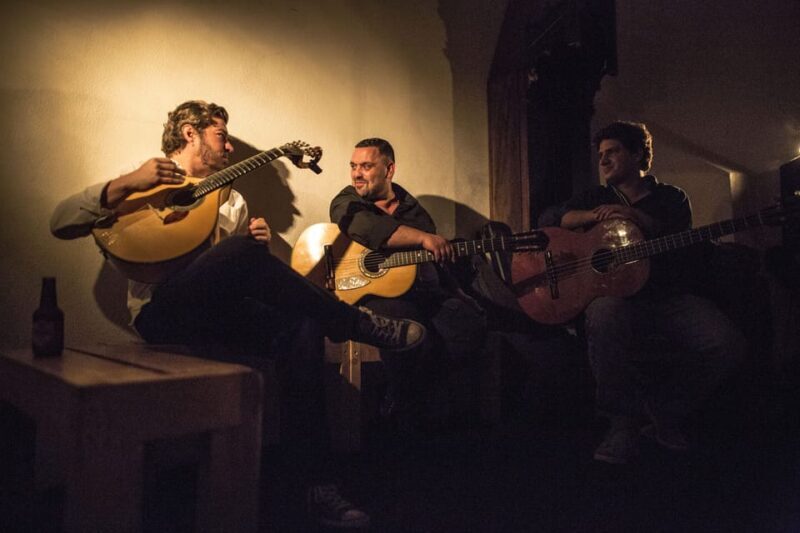 Lisbon : Food & Fado Tour - Who Is This Tour Perfect For?