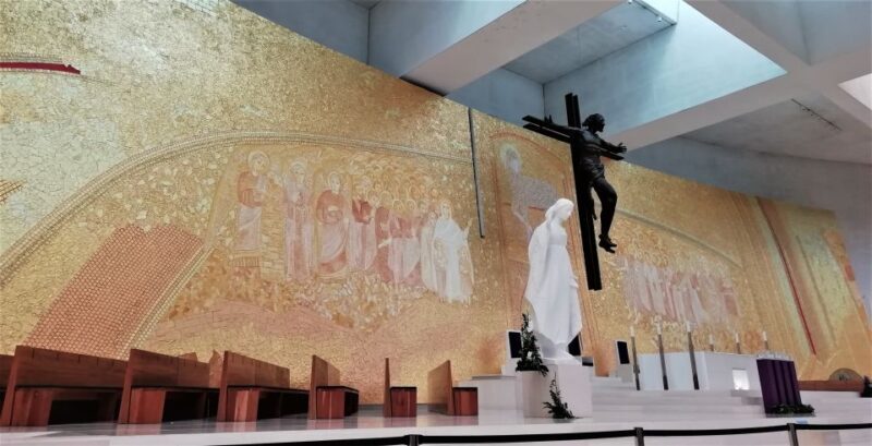 Lisbon: Full-Day Private Guided Tour to Fátima - Transportation and Flexibility