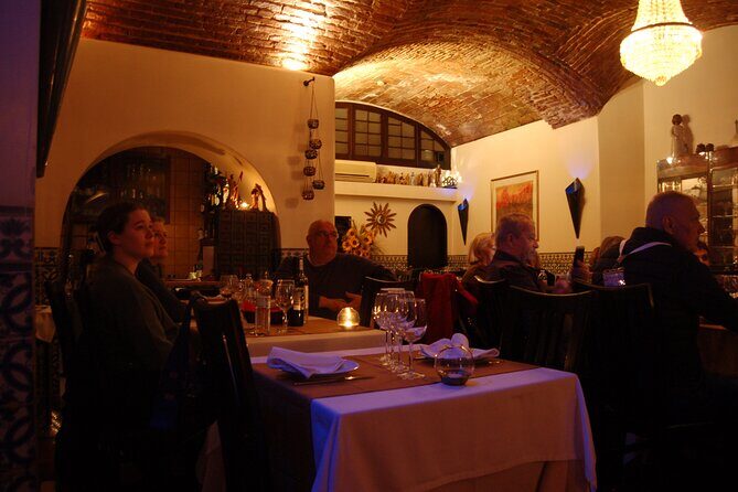Lisbon Guided Tour with Live Fado Show and Traditional Dinner - Practical Details and Tips