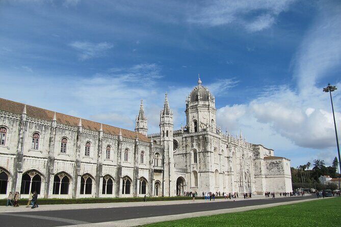 Lisbon Half Day Private Tour - Igreja de São Roque: A Church with a Fascinating Backstory