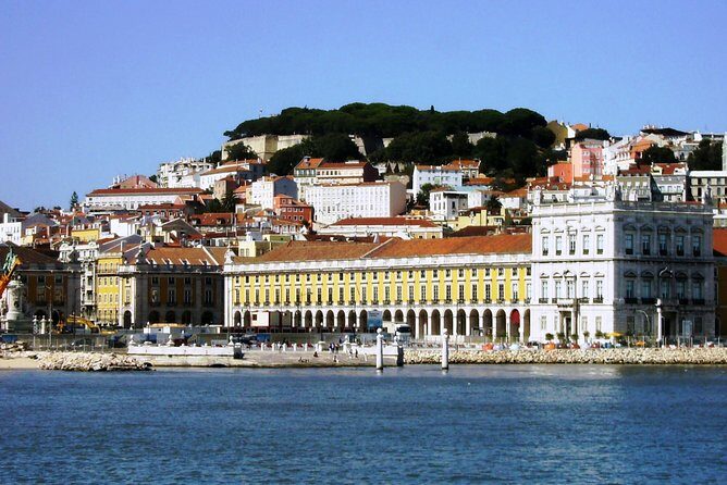 Lisbon Half Day Private Tour - Miradouro de Santa Catarina: Stunning City and River Views
