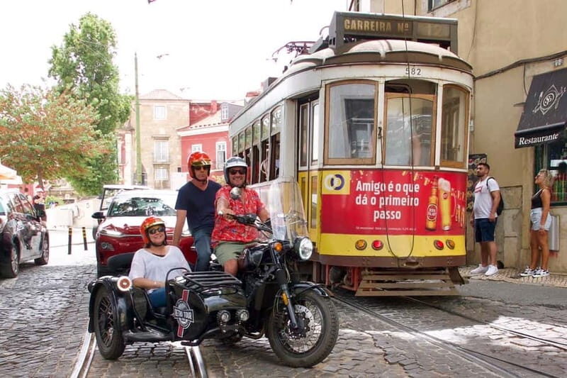 Lisbon : Historic Motorcycle Side-car Tour 1H - Who Will Love This Tour?