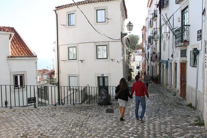 Lisbon in the eye of a Portuguese writer - Who Will Love This Tour?