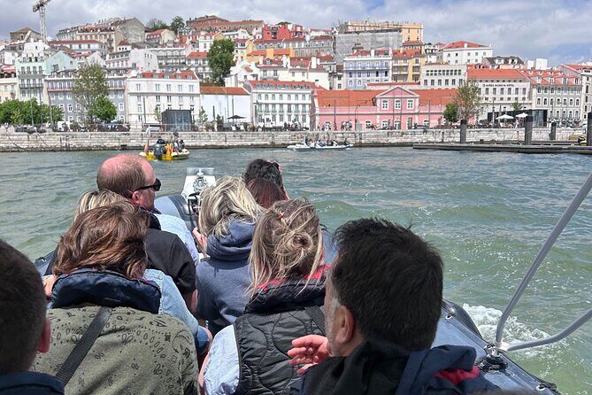 Lisbon Landmarks by Speedboat: Private 1-Hour Tour on the Tagus - An In-Depth Look at the Tour Experience