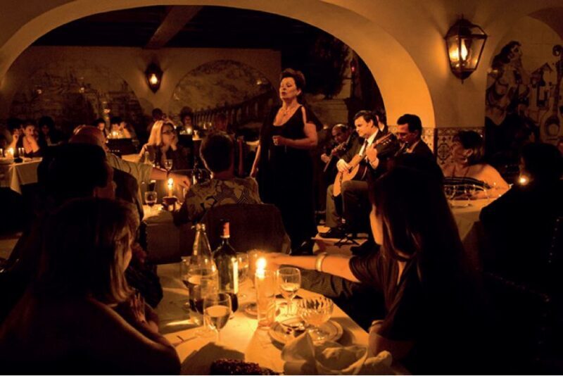 Lisbon: Luxury Fado Tour with Dinner included - The Final Stop – The Best Viewpoint
