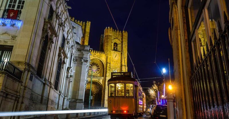 Lisbon: Luxury Fado Tour with Dinner included - Who Will Love This Experience?