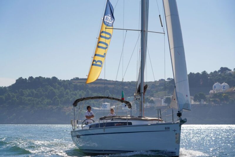 Lisbon: Luxury Private Sailing Boat Cruise on River Tagus - FAQ