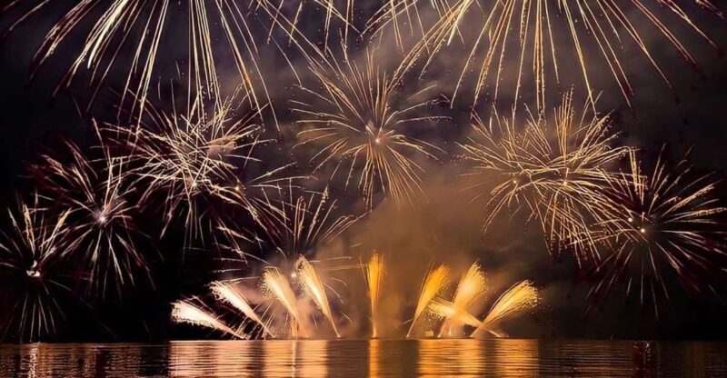 Lisbon: New Years Eve Fireworks Tagus River Sailing Cruise - Why Choose the Lisbon New Year’s Eve Fireworks Cruise?