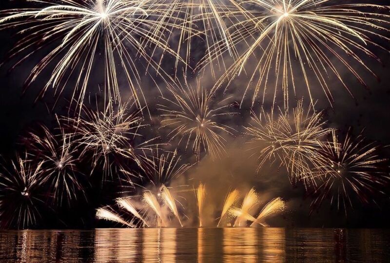 Lisbon: New Years Eve Fireworks Tagus River Sailing Cruise - Value for Money