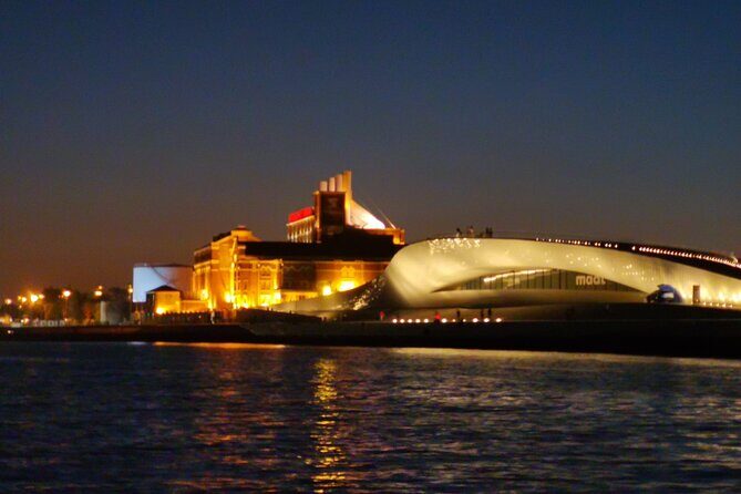 Lisbon Night Sailing Tour with a Drink- 2h Small Group Tour - Who Will Love This Tour?