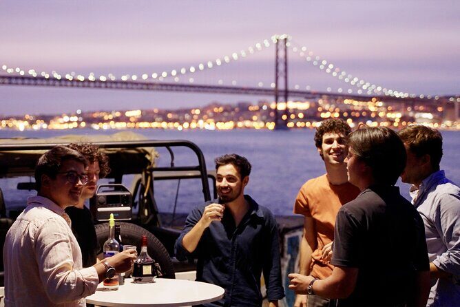 LISBON NIGHT TOUR in a Vintage Jeep with FOOD & DRINK TASTINGS - Key Points