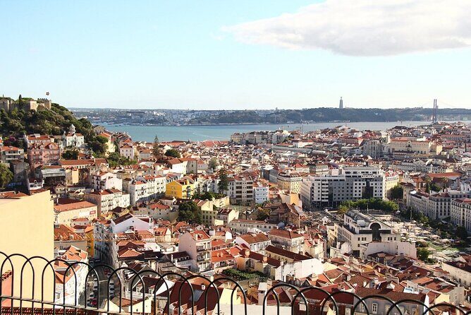 Lisbon Old Town Tour by Tuk Tuk with Local Guide - Transportation, Duration, and Practical Details