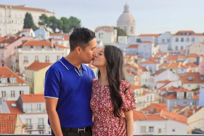 Lisbon: Photoshoot with a Professional Local Photographer - The Sum Up