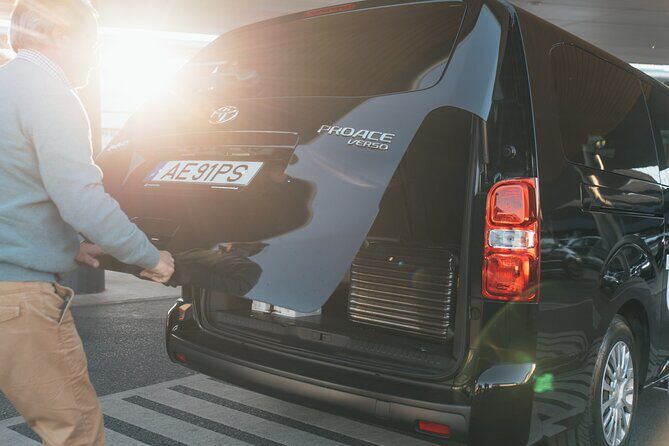 Lisbon Private Airport Departure Transfer - How Does the Service Work?