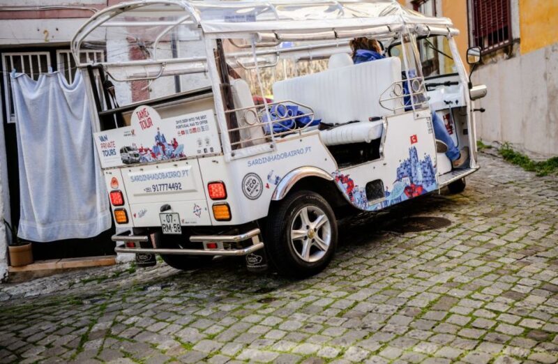 Lisbon: Private City Tour by Eco Tuk Tuk - FAQ