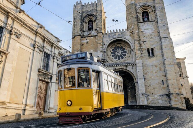 Lisbon Private Driver and Customizable Tour - FAQs