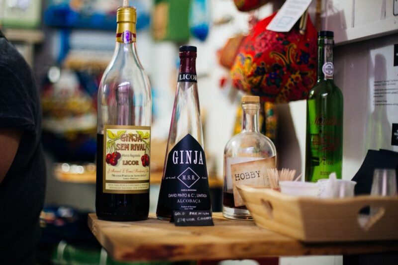 Lisbon: Private Evening Tour with Drinks & Bites in Alfama - Exploring the Flavors and Sights of Alfama by Night