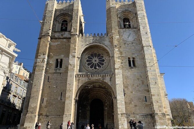 Lisbon Private Full-Day City Tour with Local Driver-Guide - Insights from Real Travelers