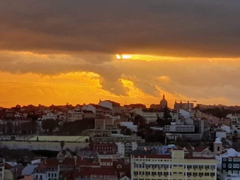 Lisbon: Private Highlights Tuk-Tuk Tour with Tapas and Wine - Final Thoughts