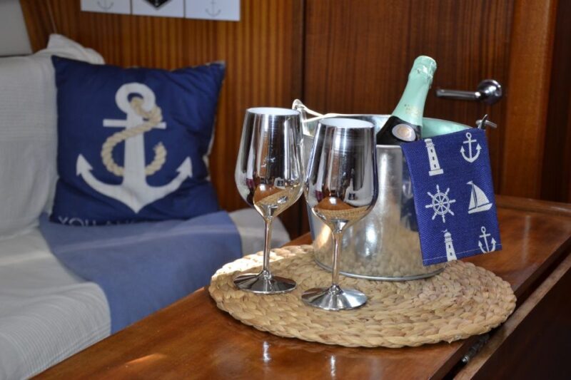 Lisbon: Private Sailboat Tour on Tagus River - The Experience in a Nutshell