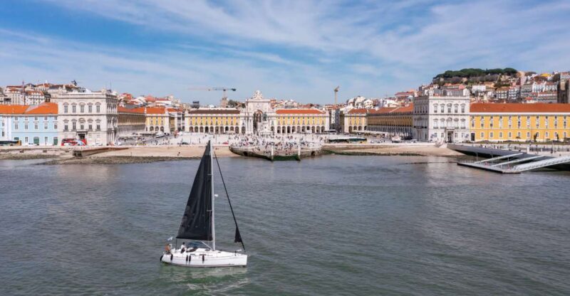 Lisbon: Private Sailboat Tour on the Tagus at Sunset - FAQ