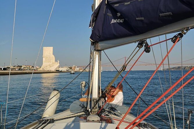 Lisbon Private Sailing Cruise, drink included (options: 2h, 3h, 4h, 6h or 8h) - Key Points
